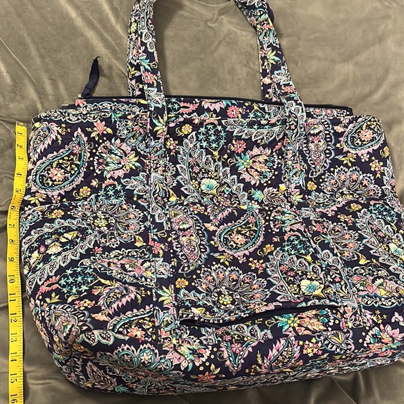 Vera Bradley | Bags | Vera Bradley French Paisley Bag Summer 220 ...